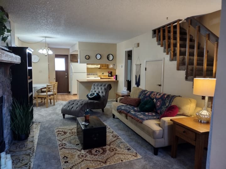 Sweet Two Bedroom By The College - Grand Junction, CO