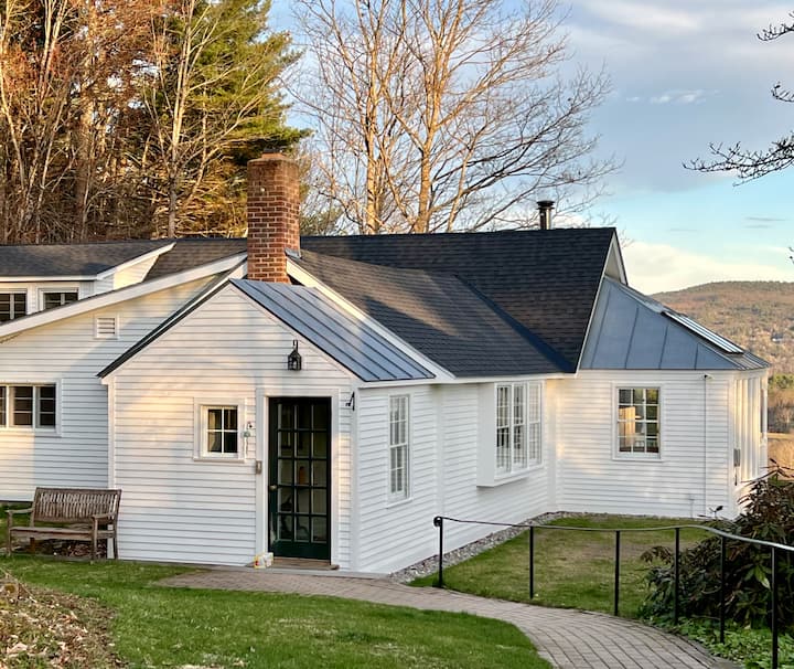 Chuckleberry Court - Hanover, NH