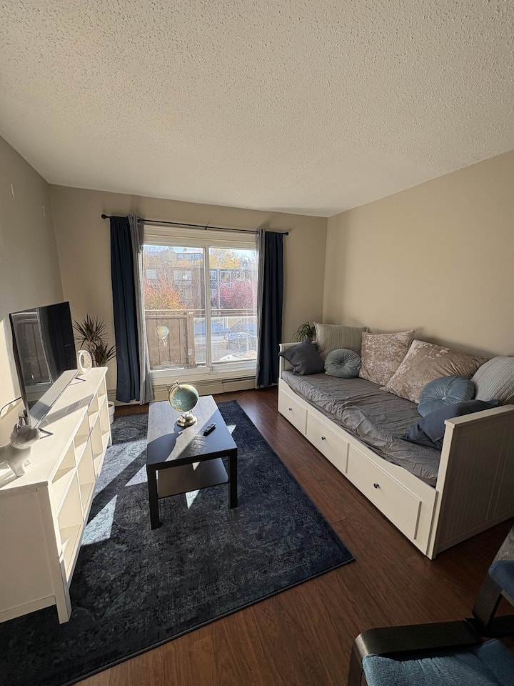 Minimal • Cozy • Downtown Apt - Sweet Sunalta - Calgary