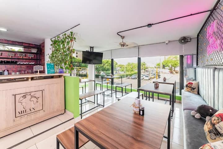 Hostal Céntrico Y Acogedor En Cúcuta Con 10 Hab - Cúcuta