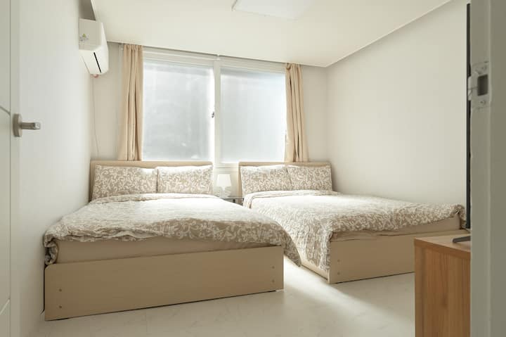 #10 Casa Seoul - Seoul