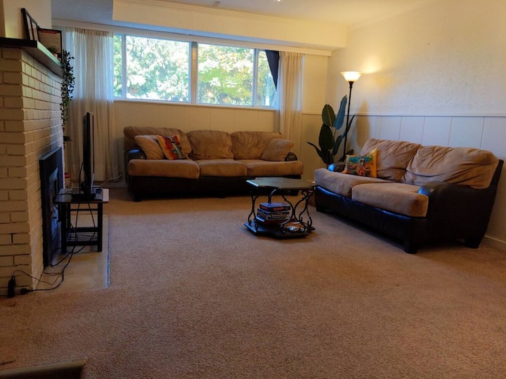 Large & Private 2 Br Suite! - Delta