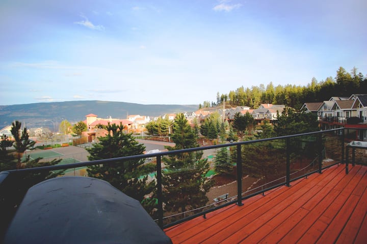 3 Bed Pool View Cottage At Lacasa Lakeside Resort! - Lake Country