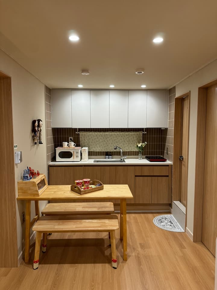 서울역 5분｜공항철도 직통｜신축급 인테리어｜투룸｜가족·그룹 숙박 최적｜시내 관광 최적 위치 - Seoul