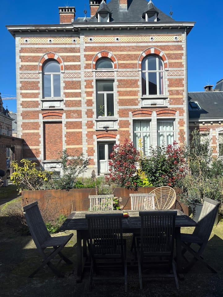 Charmante En Ruime Woning - Bryssel