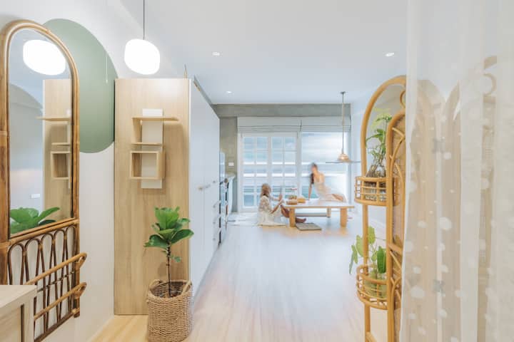 Sweet Room Amid In Patong City With Balcony - Patong Beach