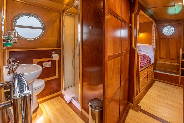 Jump Aboard Our Beautiful Puffin - Abergavenny