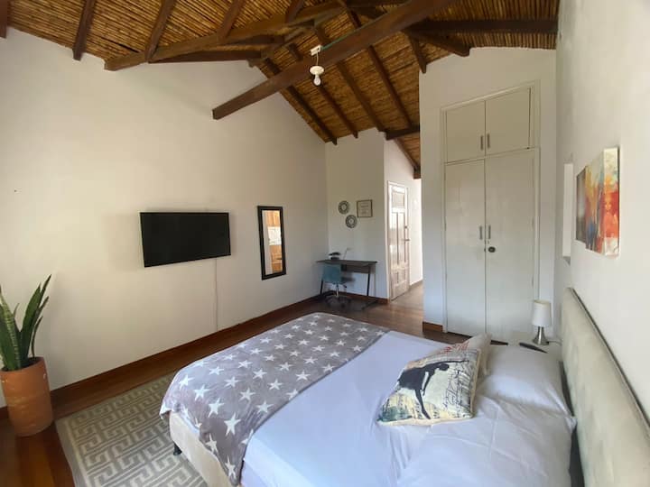 Apartaestudio Tipo Loft, Central - Medellín