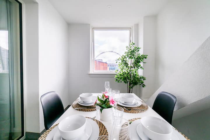 Lovely 3 Bed Flat In Wembley Park - Harrow