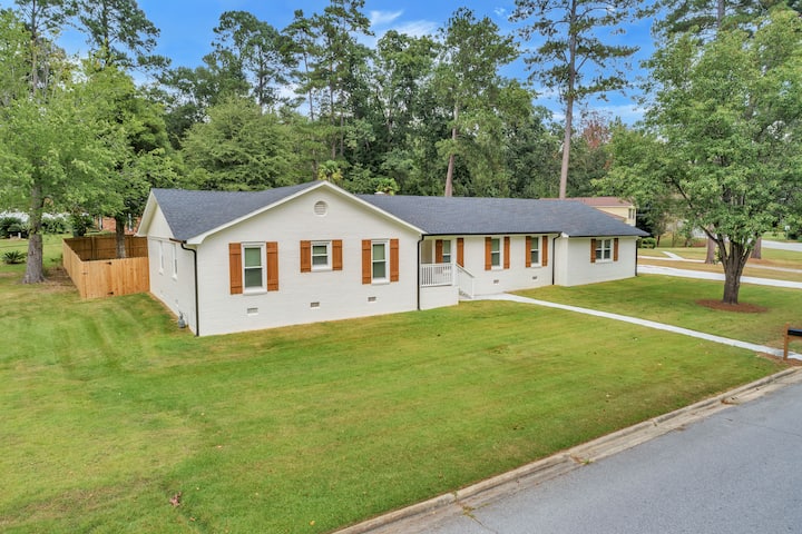 Central 4br Ranch W/ King Bed – Gr8 For Fam & Biz - Augusta, GA