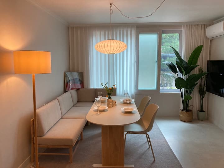 <편안한 하우스>3,6호선 도보 9분|힐링휴식공간|호텔침구|짐보관가능 - Seoul