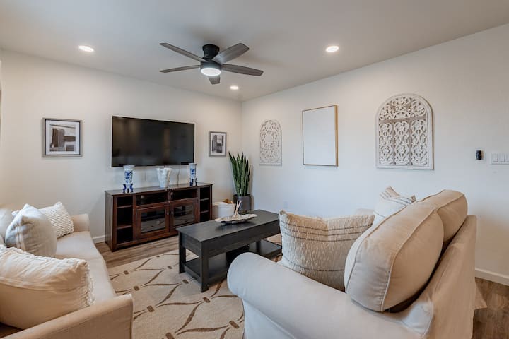 Centrally Located 2 Bedroom - Tucson, AZ