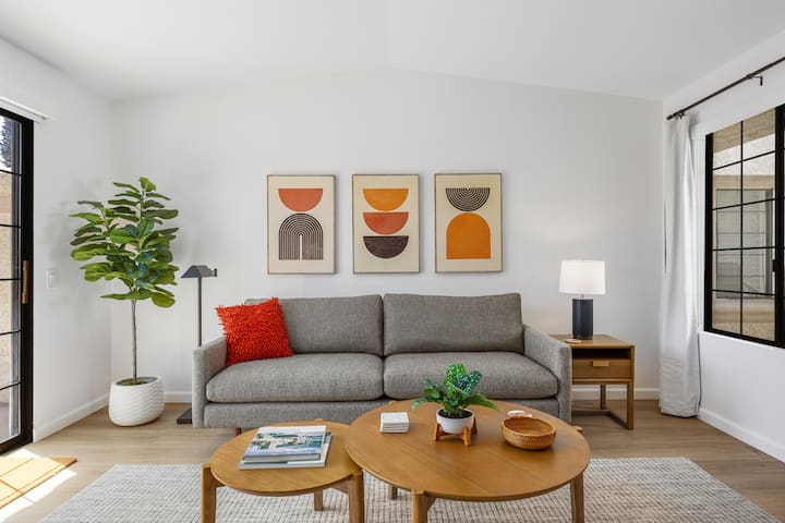 Casa Compadre - 2 Bedroom Luxury Condo - Palm Springs, CA