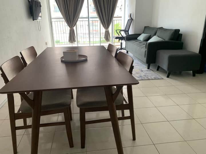 Ala Muji Condo|3br|nearcity|netflix|1free Parking - 프탈링자야