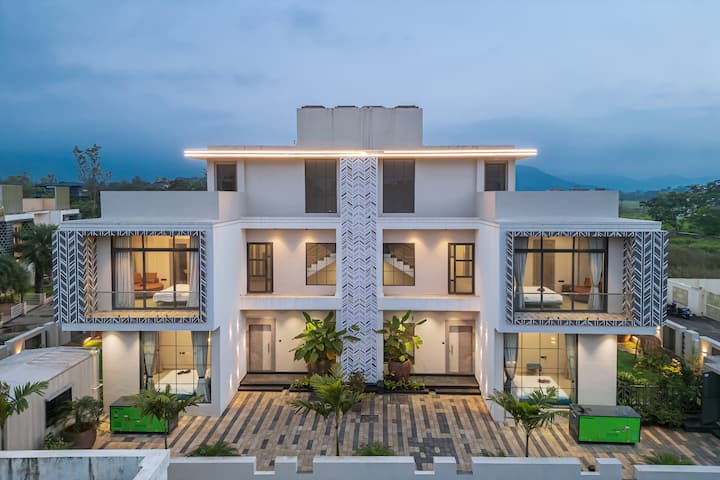 4 Bhk Dawn Luxury Villa In Lonavala - Lonavla