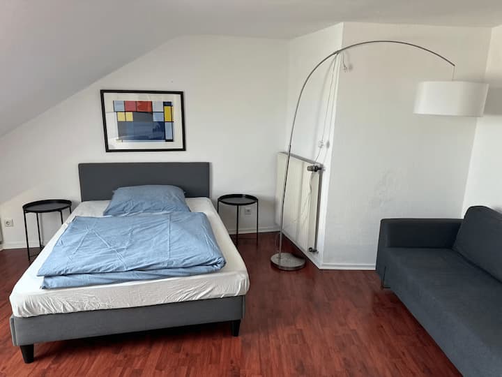 Comfy 3 Bedroom Apartment In Düsseldorf - Düsseldorf