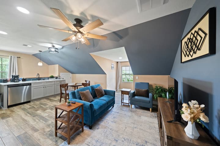 Nice Apartment Near Hobby Airport-pet Friendly - Houston, TX