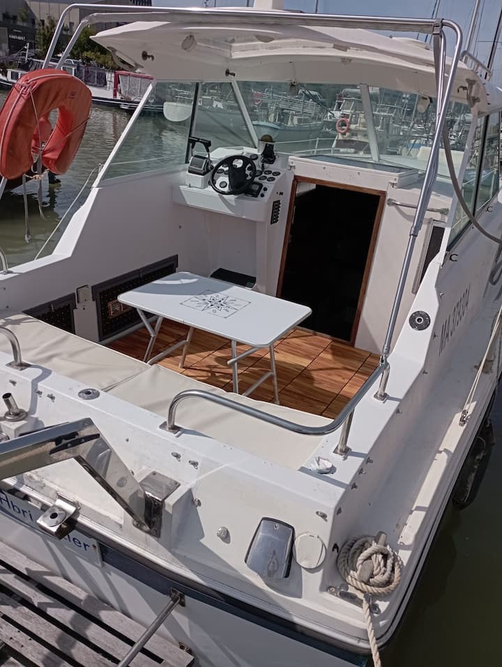 Nuit Insolite Sur Un Bateau Au Cœur De Bordeaux - Bordeaux