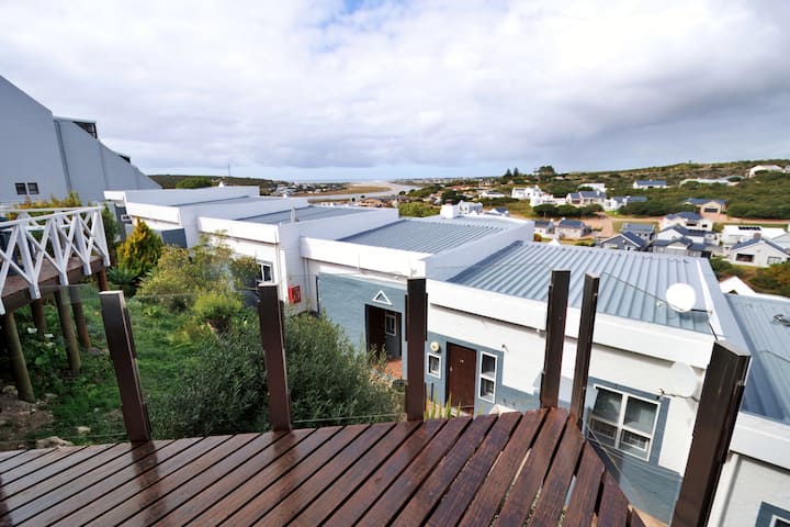 8 Blombos - Still Bay