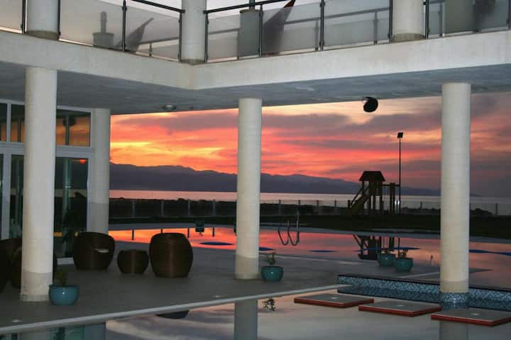 Panoramic Sea View Penthouse - Газиверан