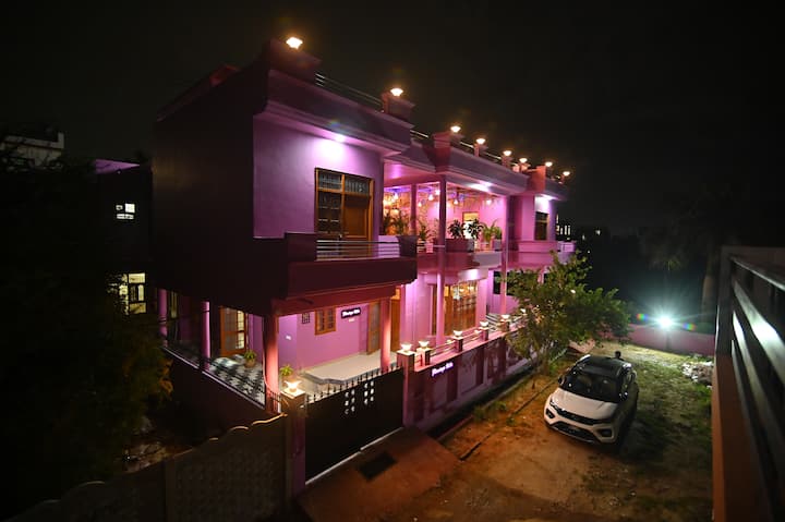 Flamingo Villa - Lucknow