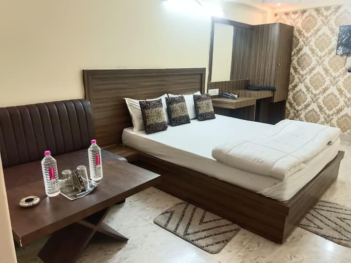 Wellcome To Hotel Atithi Inn - Jabalpur