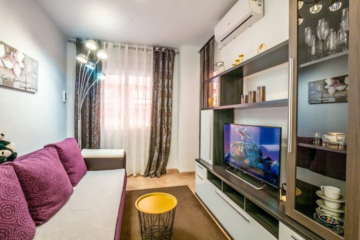 Stylish Apartment | Pool | Balcony | 900 M Beach - Torrevieja