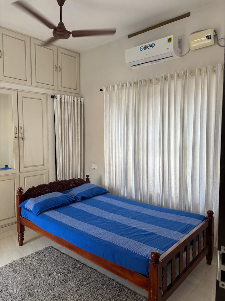 Double Bedroom With Balcony - Trivandrum