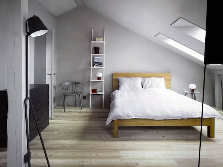 Nordwind Apartment 4, Schöne Ruhige Wohnung - Berna