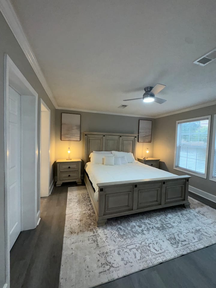 Hendrix Hideaway! - Lexington, SC