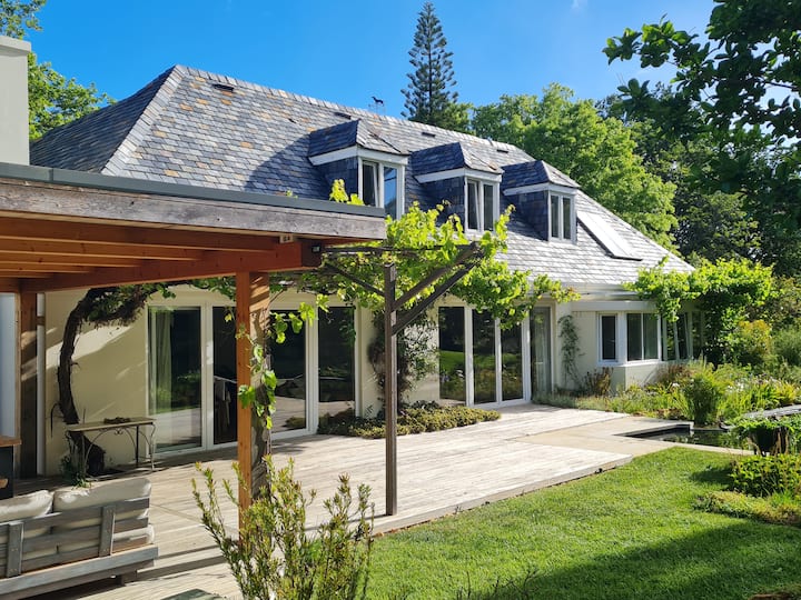 Tranquil Stylish Home W/ Nature Pool Near Reserve - Somerset West