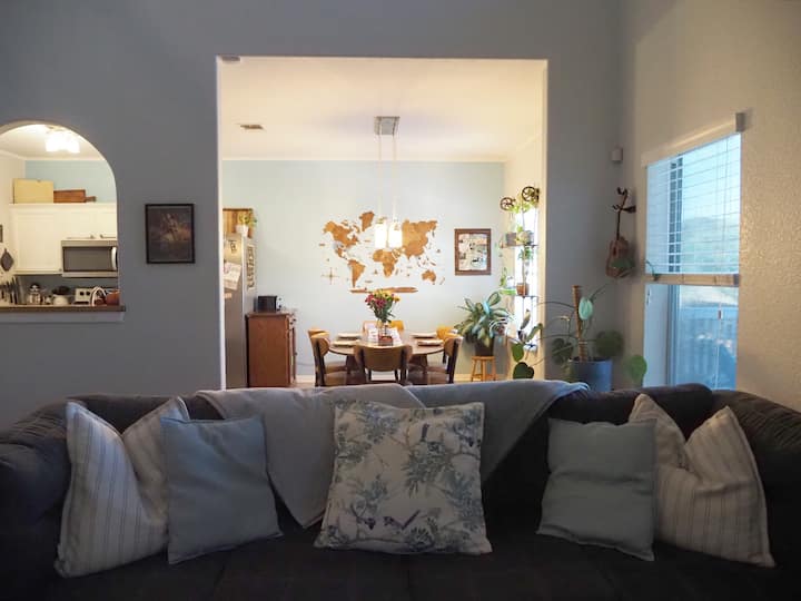 Home With Park Views & Patio - San Marcos, TX
