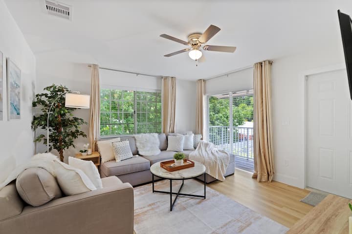 New Coconut Grove 3bd 2ba Townhome W/ Parking Yard - South Miami, FL