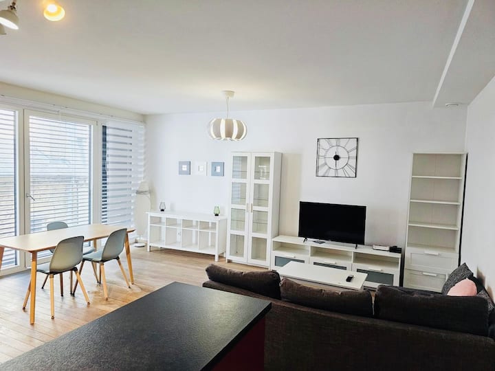 Bright And Welcoming 2 Bedrooms In City Center - Strassen