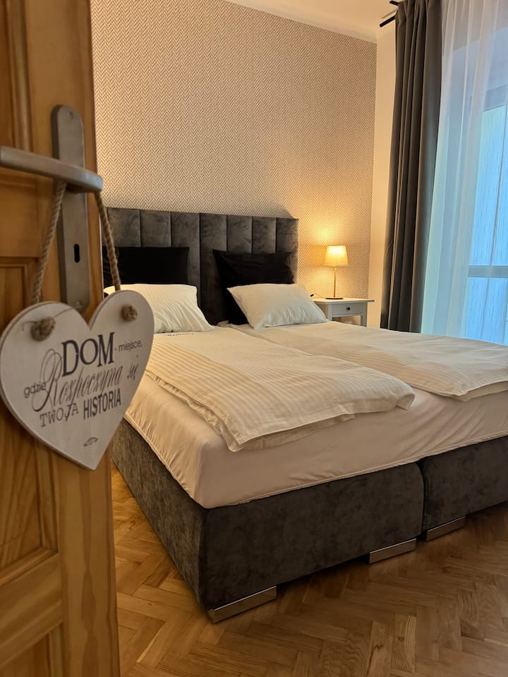 Juli Apart - Cracovie