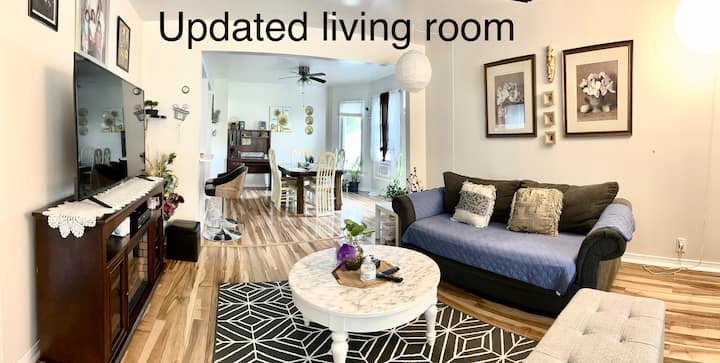 Private Bedroom, Family Of 4 - Niagara Falls