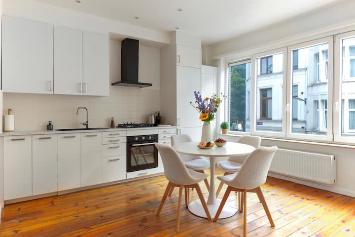 City Center Location: 1br Cozy Antwerp Apartment - Antwerp