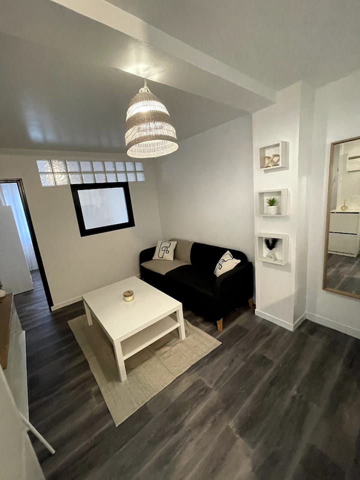 1 Appartement En Centre-ville - Creil