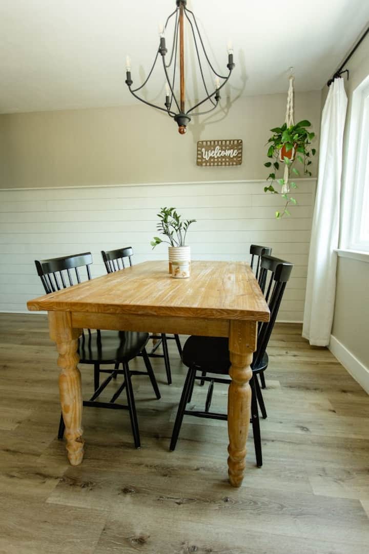 Dog Friendly Extended Stay Wi-fi Near Kaweah Delta - Visalia, CA