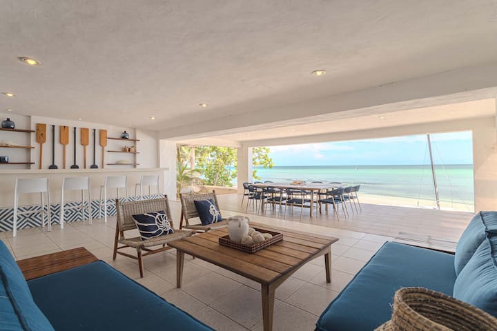 Remos, Casa Frente Al Mar Con Piscina - Yucatan