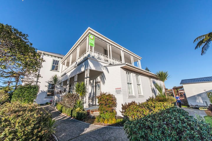 Family One Bedroom Suite Motel - Westport