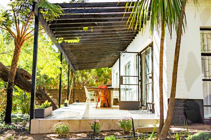 Country Serenity In The City - Sandton