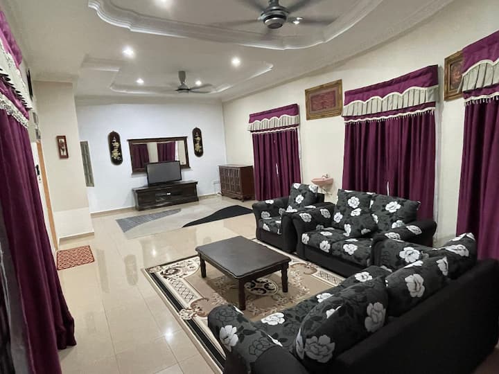 Homestay Murah Dan Selesa. - Marang