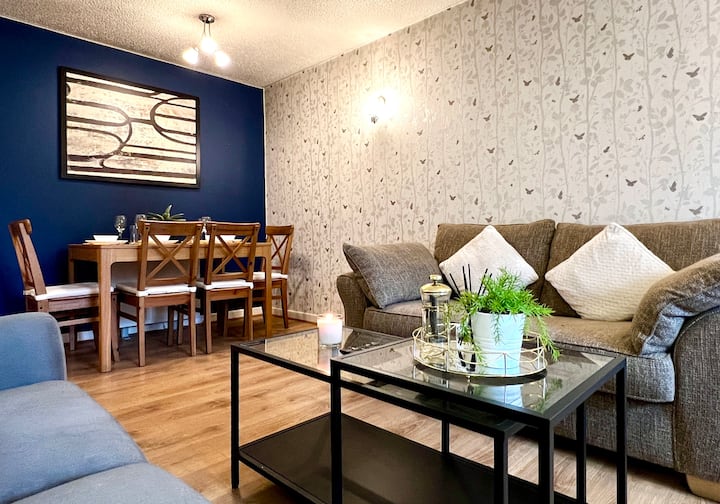Ground Floor Flat With Free Parking & Wifi - Glasgow