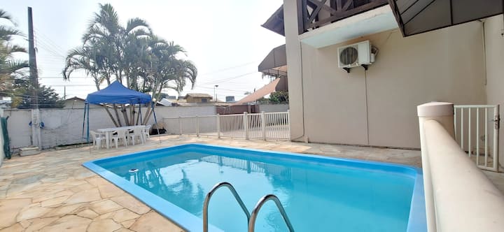 Magnífica Casa Completa Com Churrasqueira Piscina. - Florianópolis