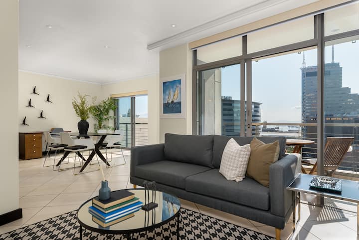 Modern Cbd Apartment | No Loadshedding - Kapstadt