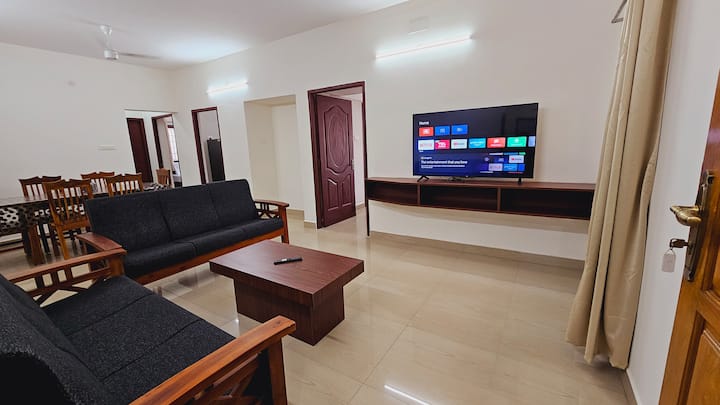 Chippy Service Apartment 3bhk @Velachery H1 - Chennai