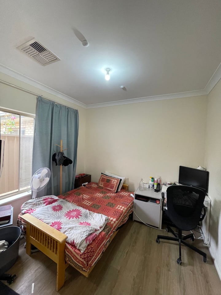 Master Bedroom & Private Toilet - Prospect
