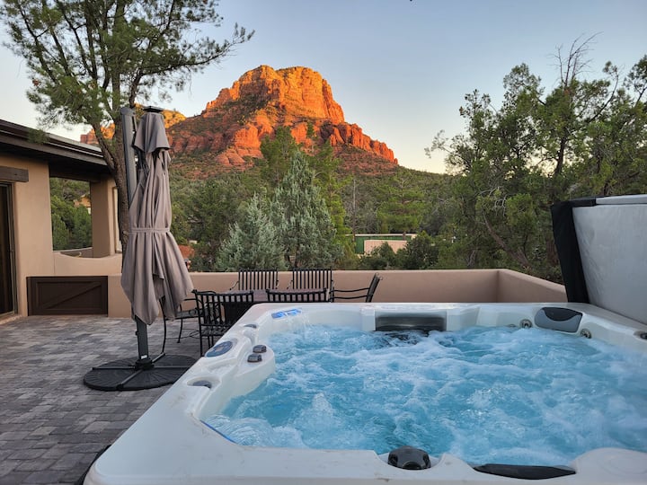360° Red Rock Views W/hot Tub Near Downtown Sedona - Sedona, AZ