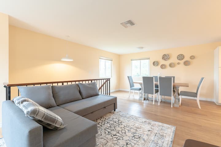 Warm And Cozy 3 Bed 2 Bath Home - Monrovia, CA